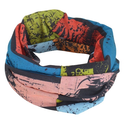 Magic seamless tube scarf